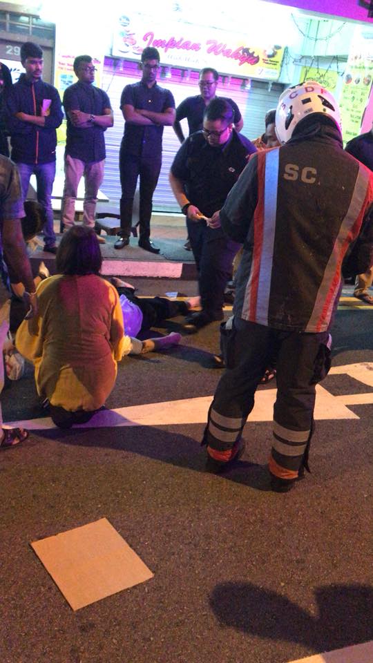 S'porean couple who did CPR and saved man at Jalan Besar receives award ...