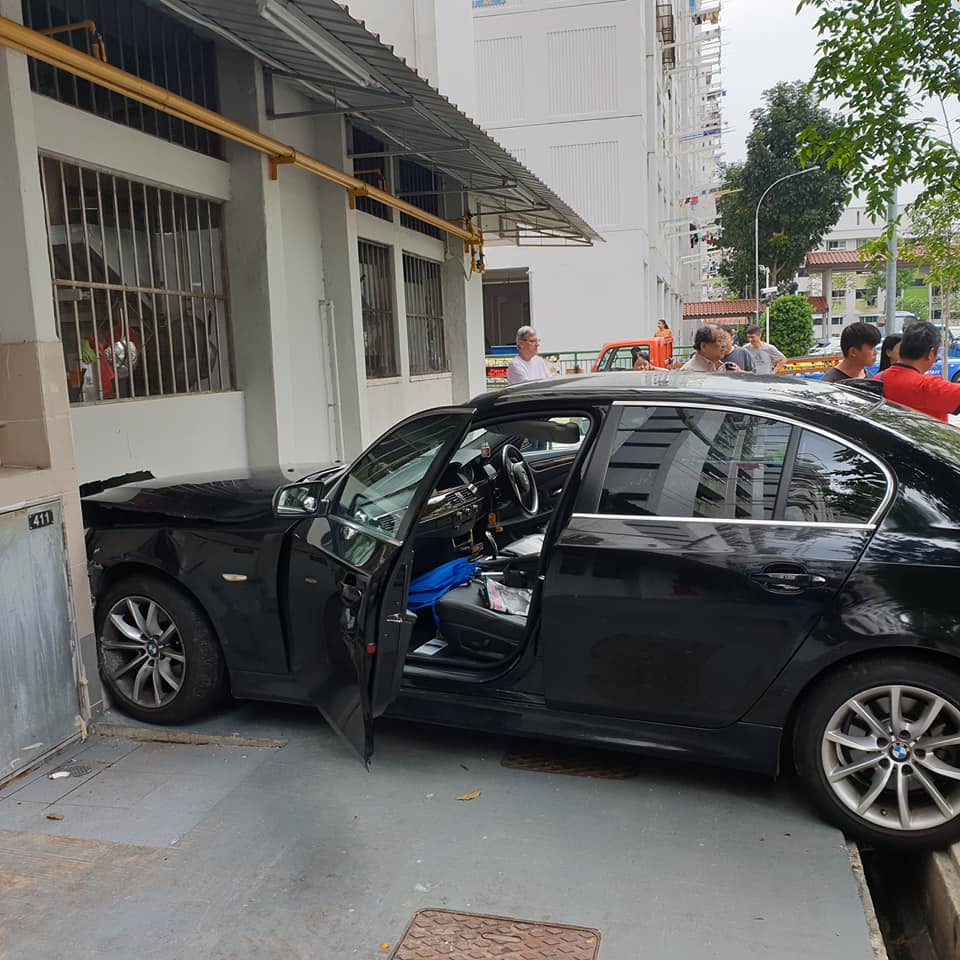 Noodle stall that BMW crashed into reopening on Apr. 5, stall owners ...