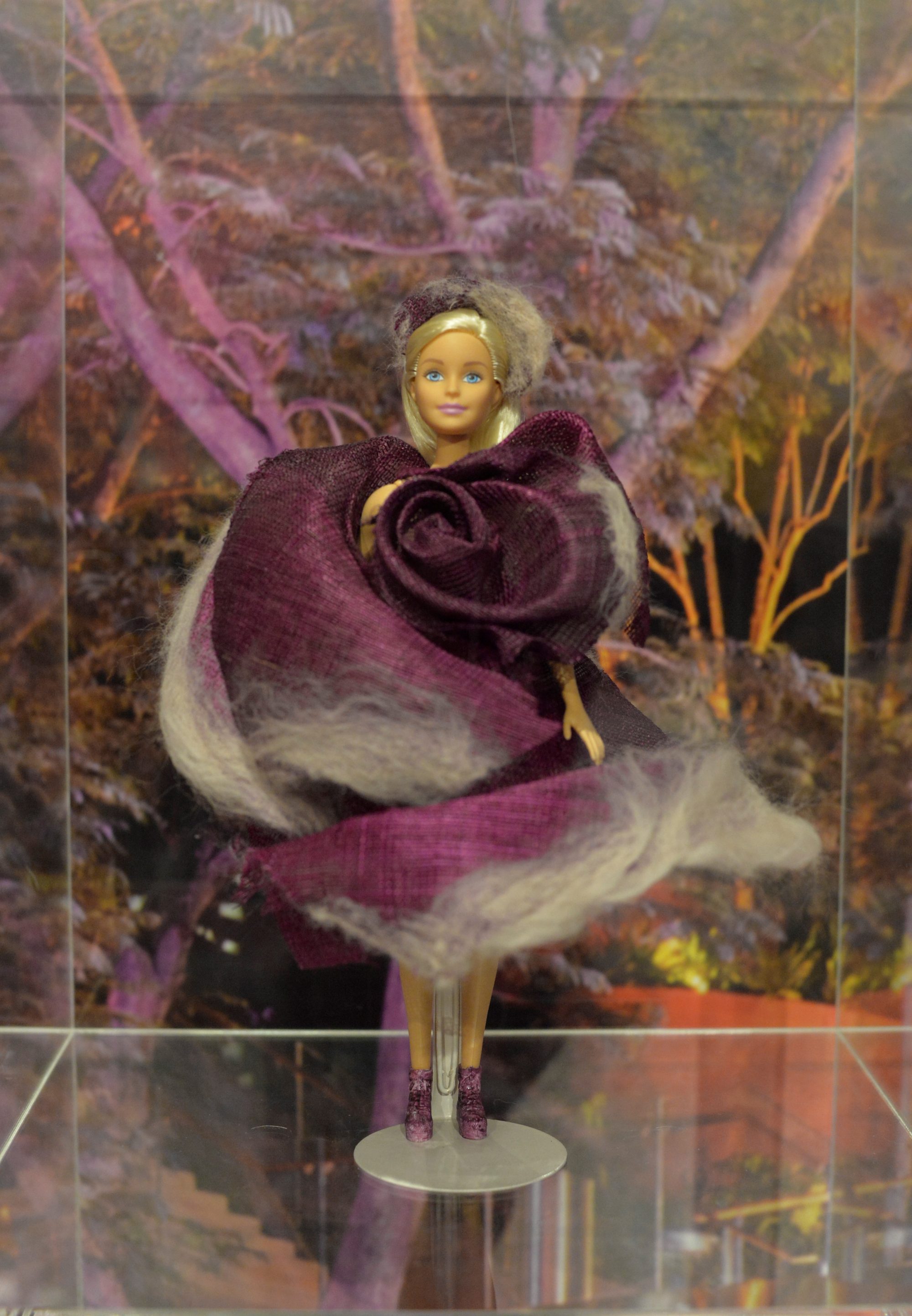 S'porean designers dress Barbie dolls in brown 'dabao' paper, chicken ...