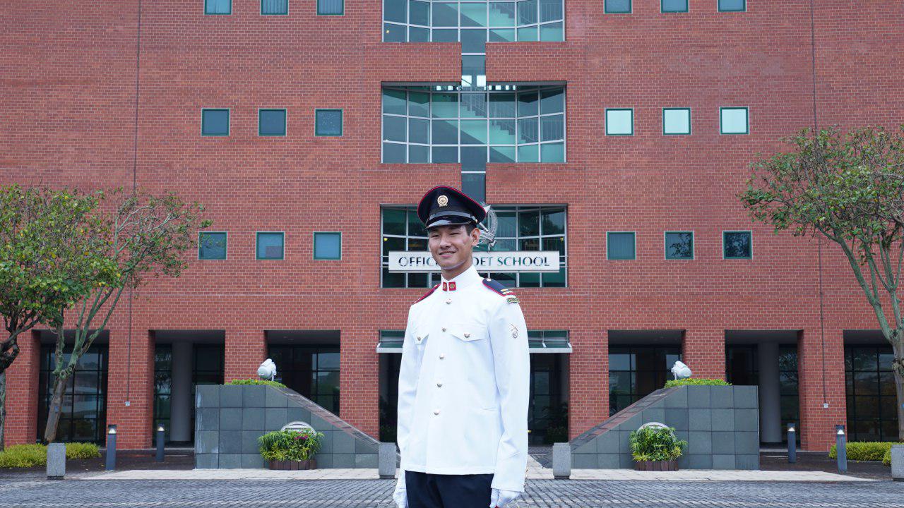 S'pore's 1st Chief of Defence Force's grandson commissioned as officer ...