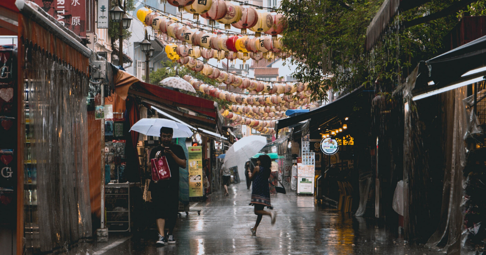 More thundery showers in S'pore for next 2 weeks of April, daily ...