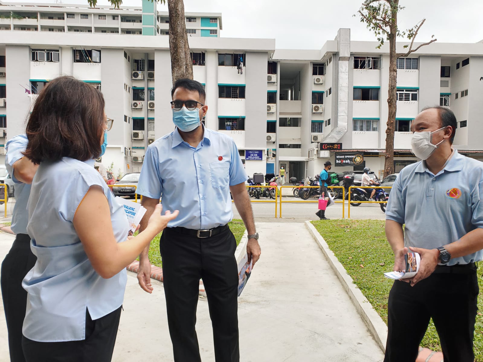 Our virgin political walkabout experience with WP's Aljunied GRC team ...