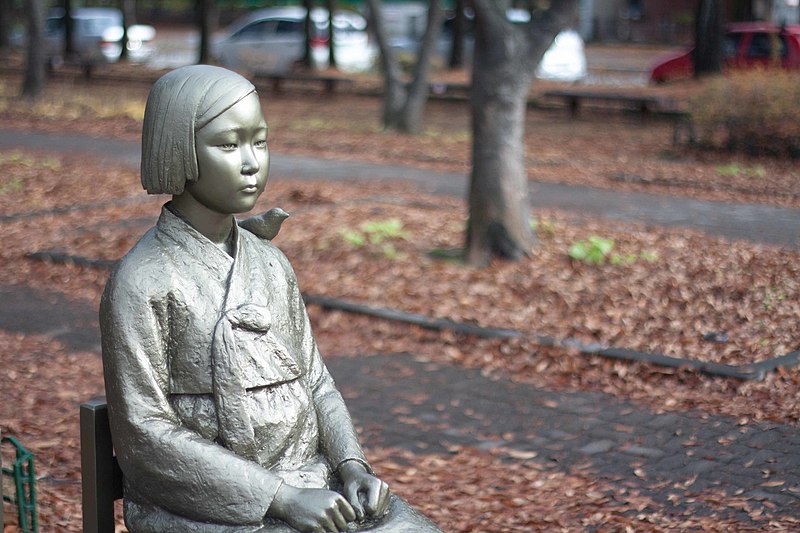Japan slams South Korea statues of man resembling Shinzo Abe bowing to ...