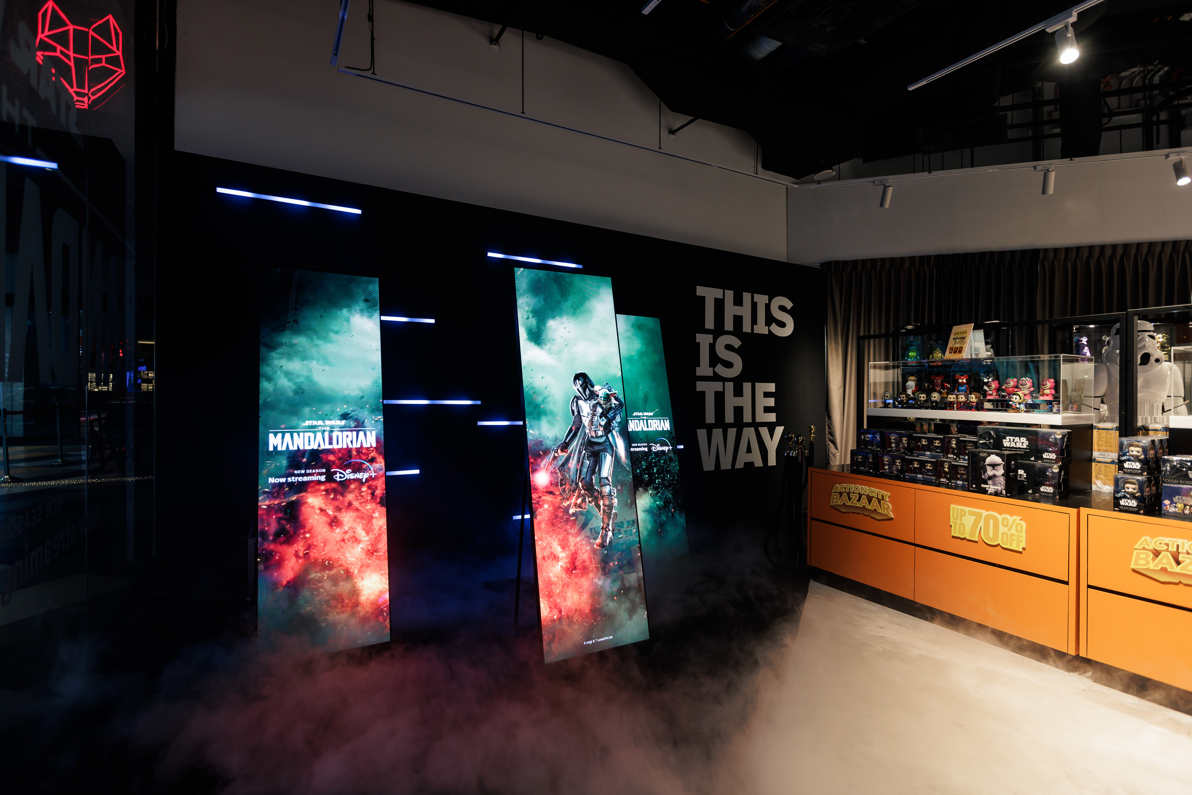 Star Wars fans show up at Funan dressed as Mandalorians & other ...