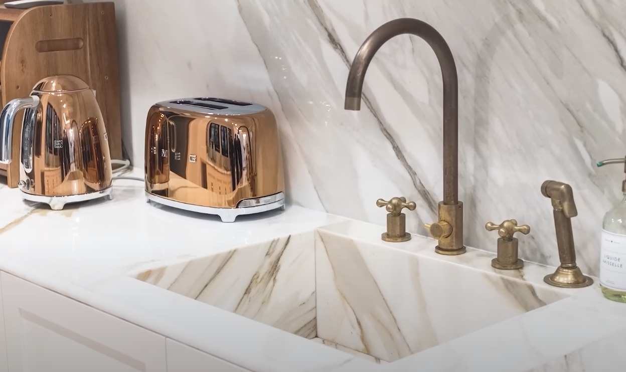 S'porean socialite Jamie Chua reveals Sentosa Cove home via house tour ...