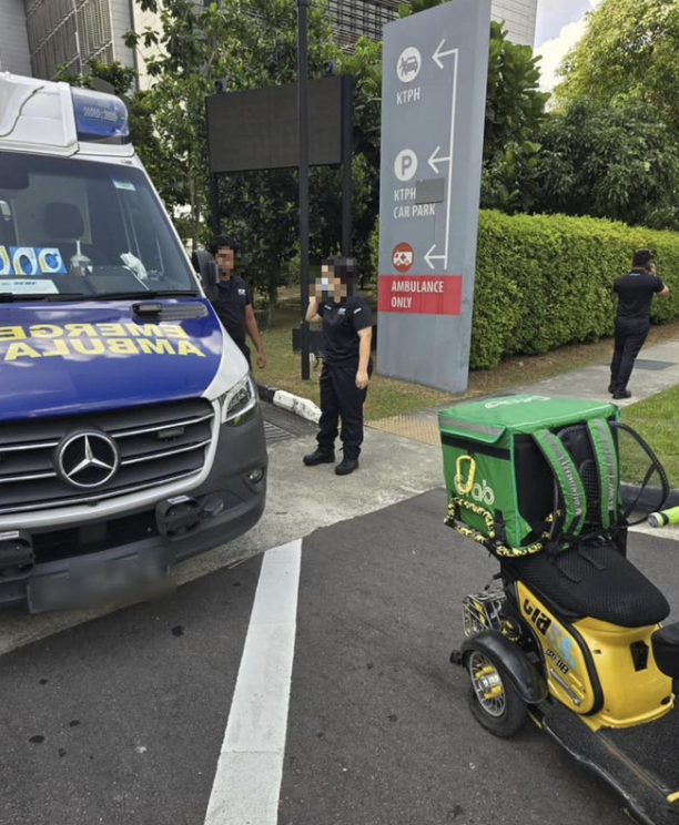 Ambulance gets into accident with food delivery rider while leaving ...