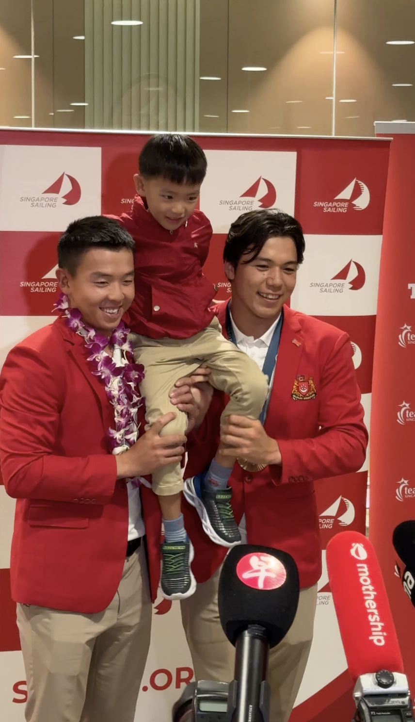 'It's so heartwarming': Max Maeder returns home with Olympic medal to ...