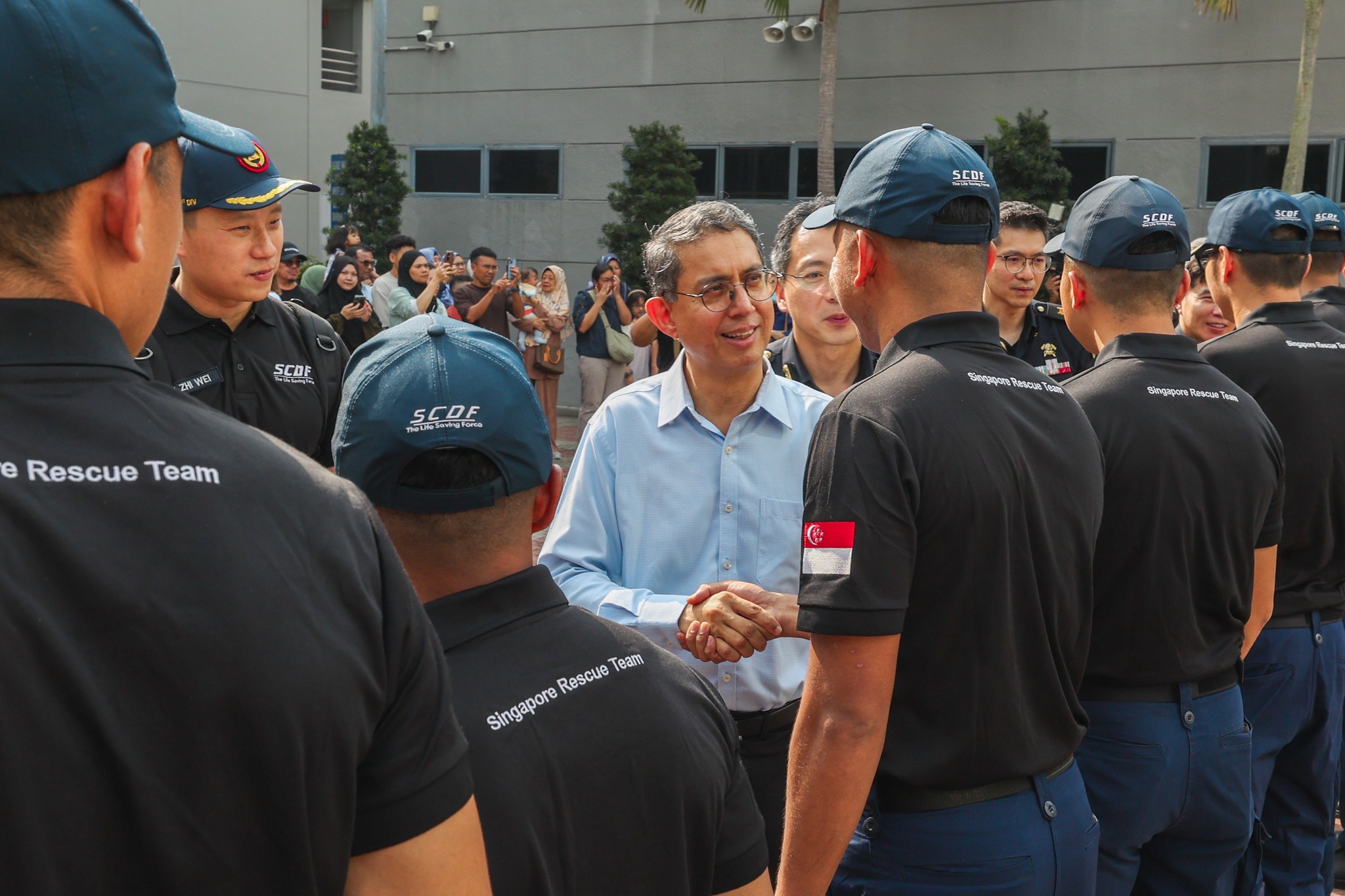 SCDF deploys 80-member team including rescuers & search dogs to Myanmar ...