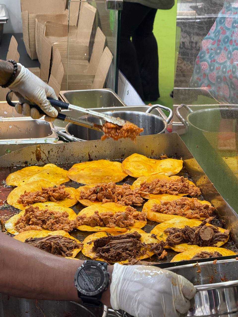 1.5-hour queue for famous Loco Boys birria tacos from JB at Yishun ...