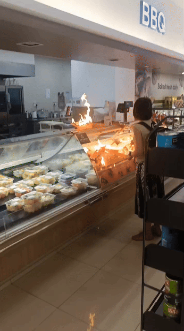 Fire breaks out at Marina One Cold Storage roasted chicken section ...