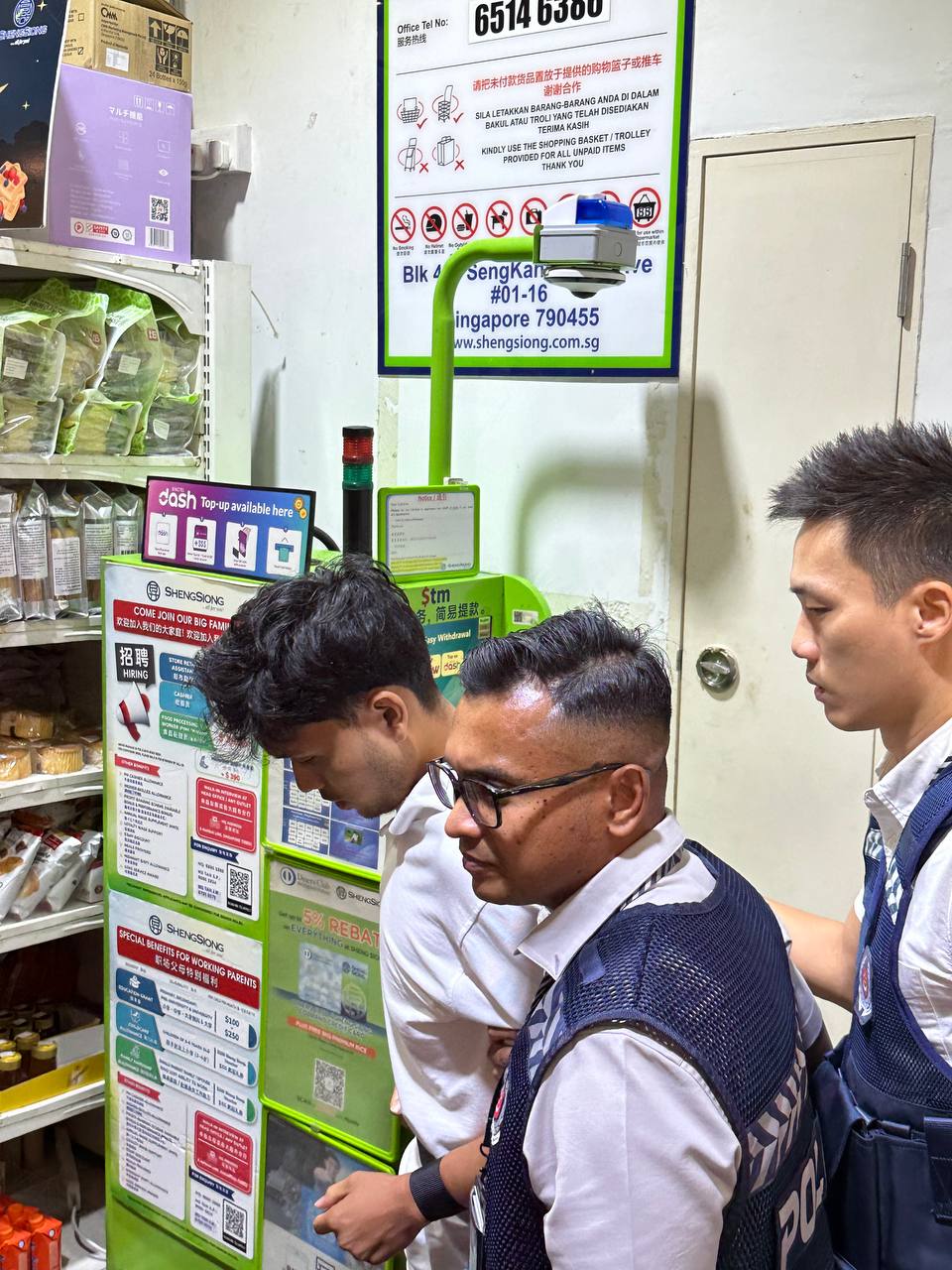 4 men, aged 16-23, arrested for withdrawing money from Sheng Siong ...