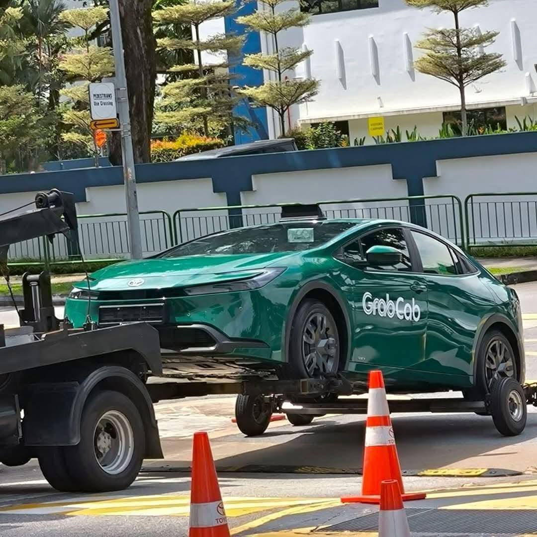 GrabCab to start in S'pore in July 2025 with 40 new Toyota Prius taxis ...