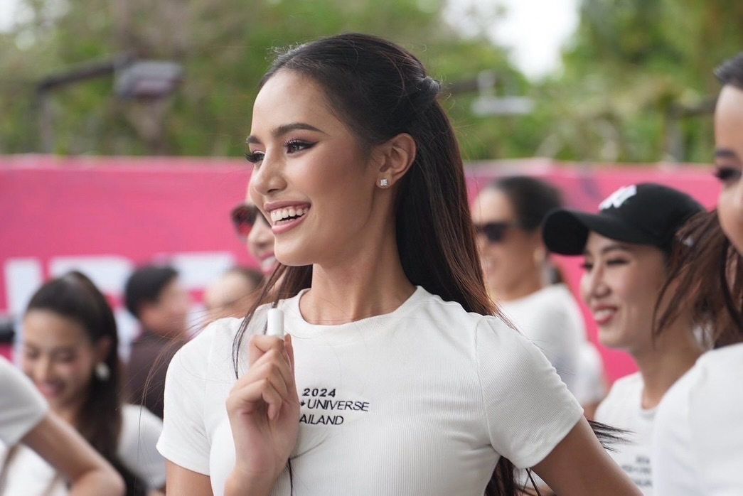 Thai political science student, 21, crowned Miss World 2025 ...