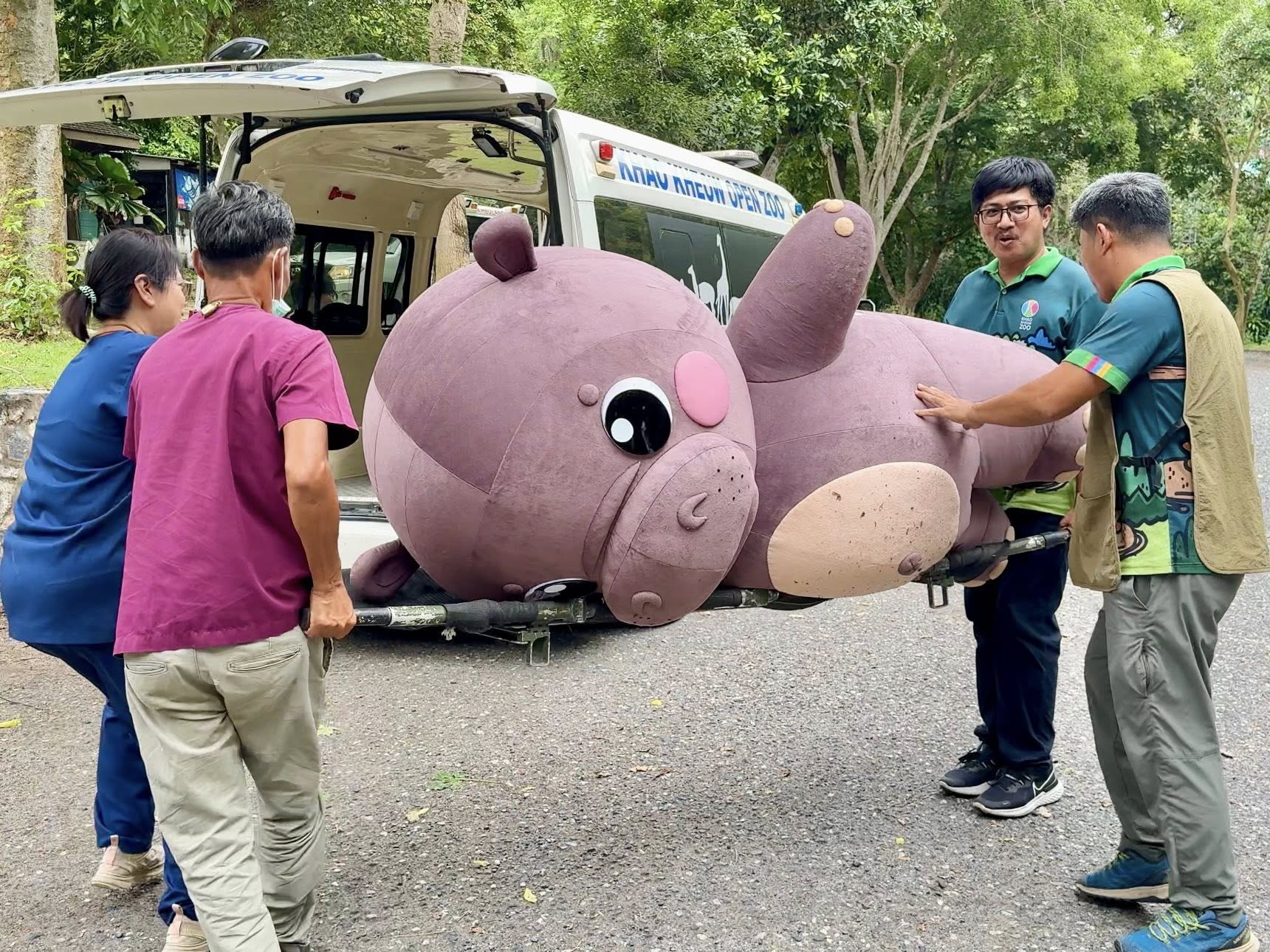 'Moo Deng' escapes from enclosure as part of Thai zoo's emergency response drill - Mothership.SG ...
