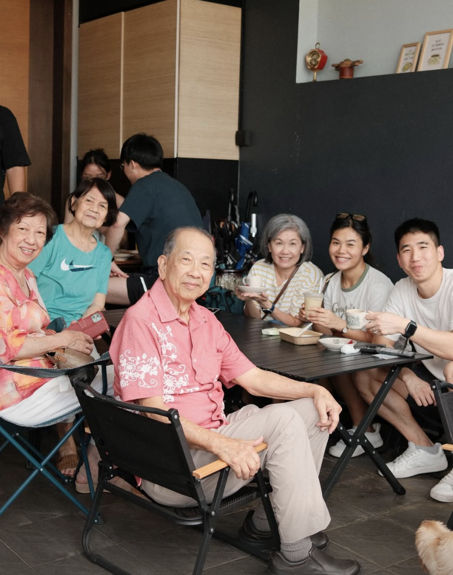 Woman, 25, sets up cafe in Bukit Timah home to spend more time with ...