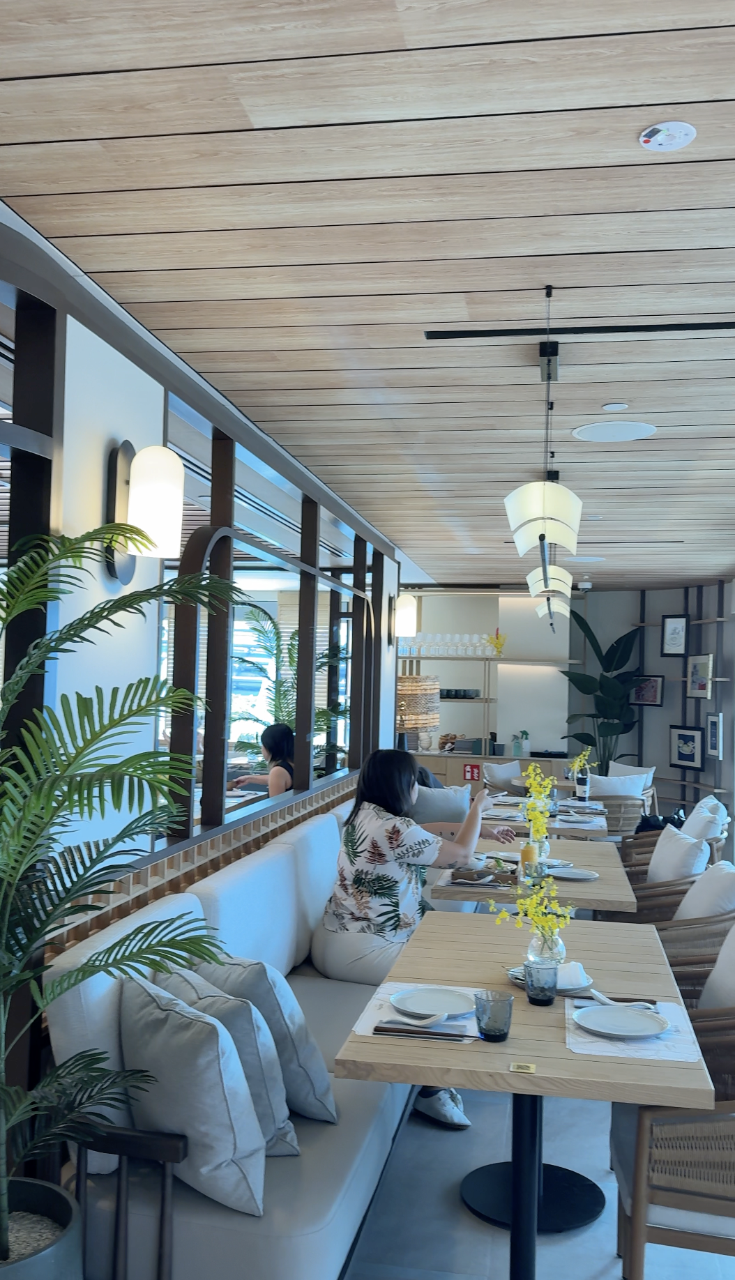 Chatterbox at Weave mall in Sentosa has free-flow rice & kueh from Jul ...