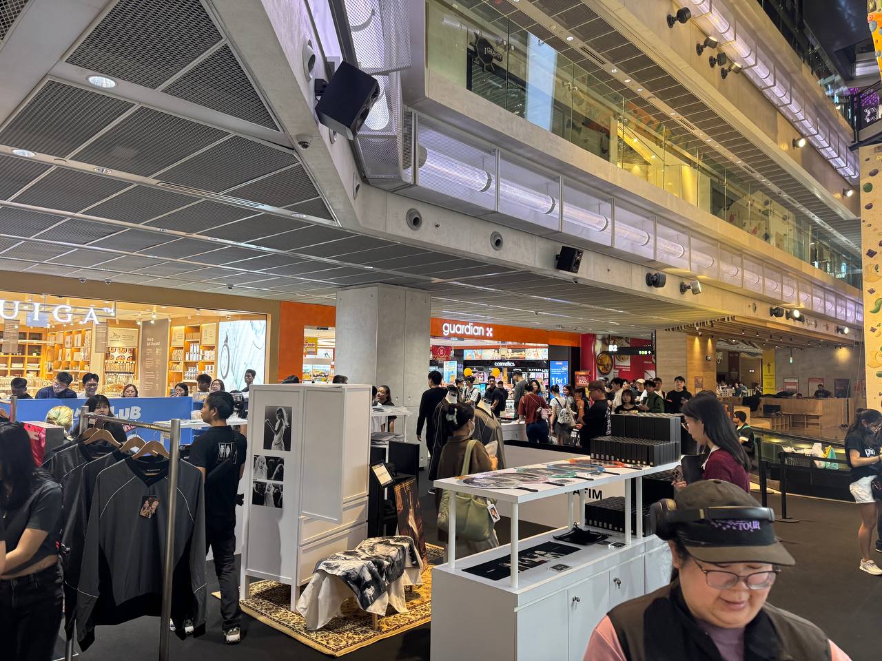 K-pop group Le Sserafim's pop-up at Funan Mall from Aug. 13 to 24, 2025 ...