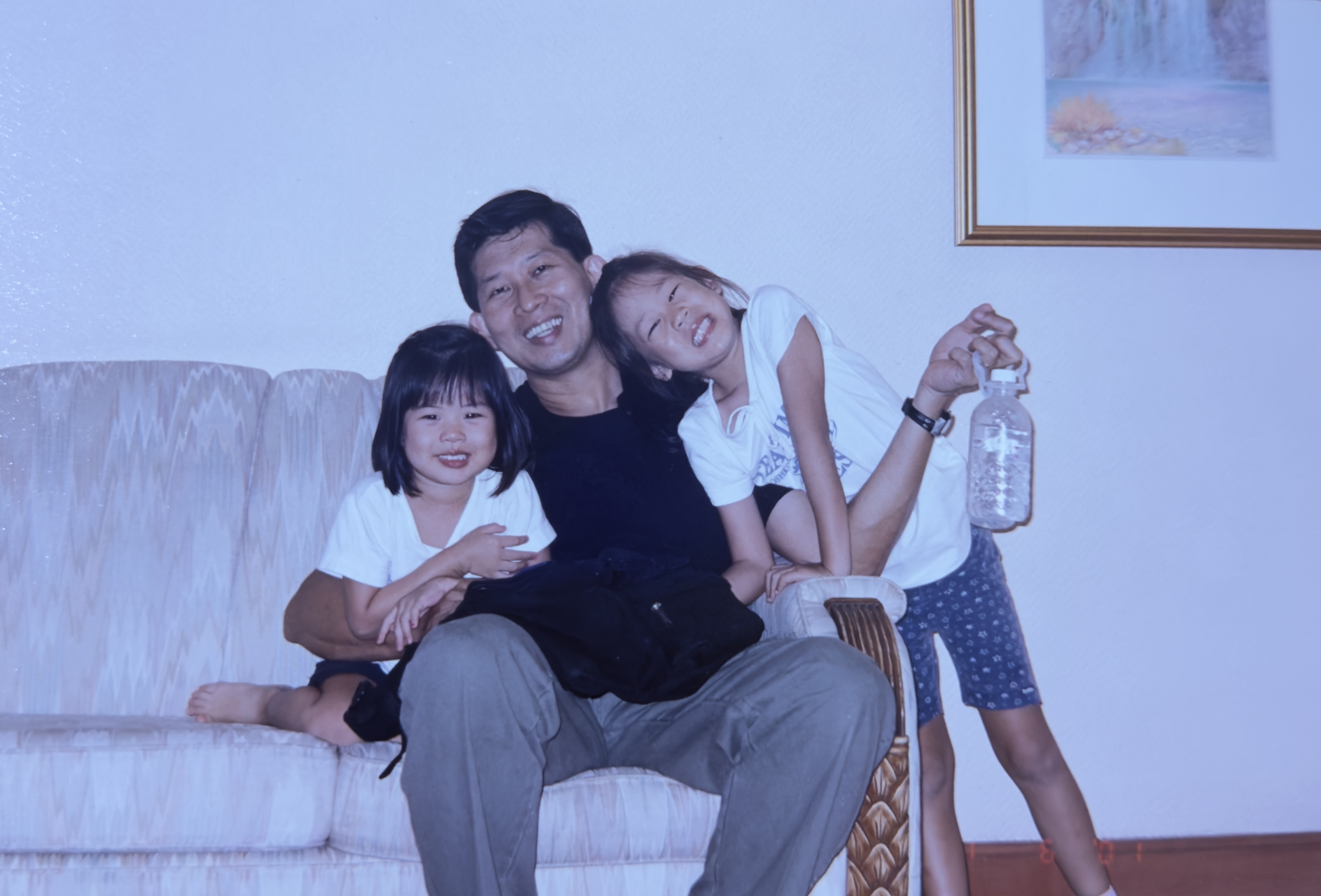 Legendary SIA flight attendant retires after 46 years, daughter shares how he juggled being a ...