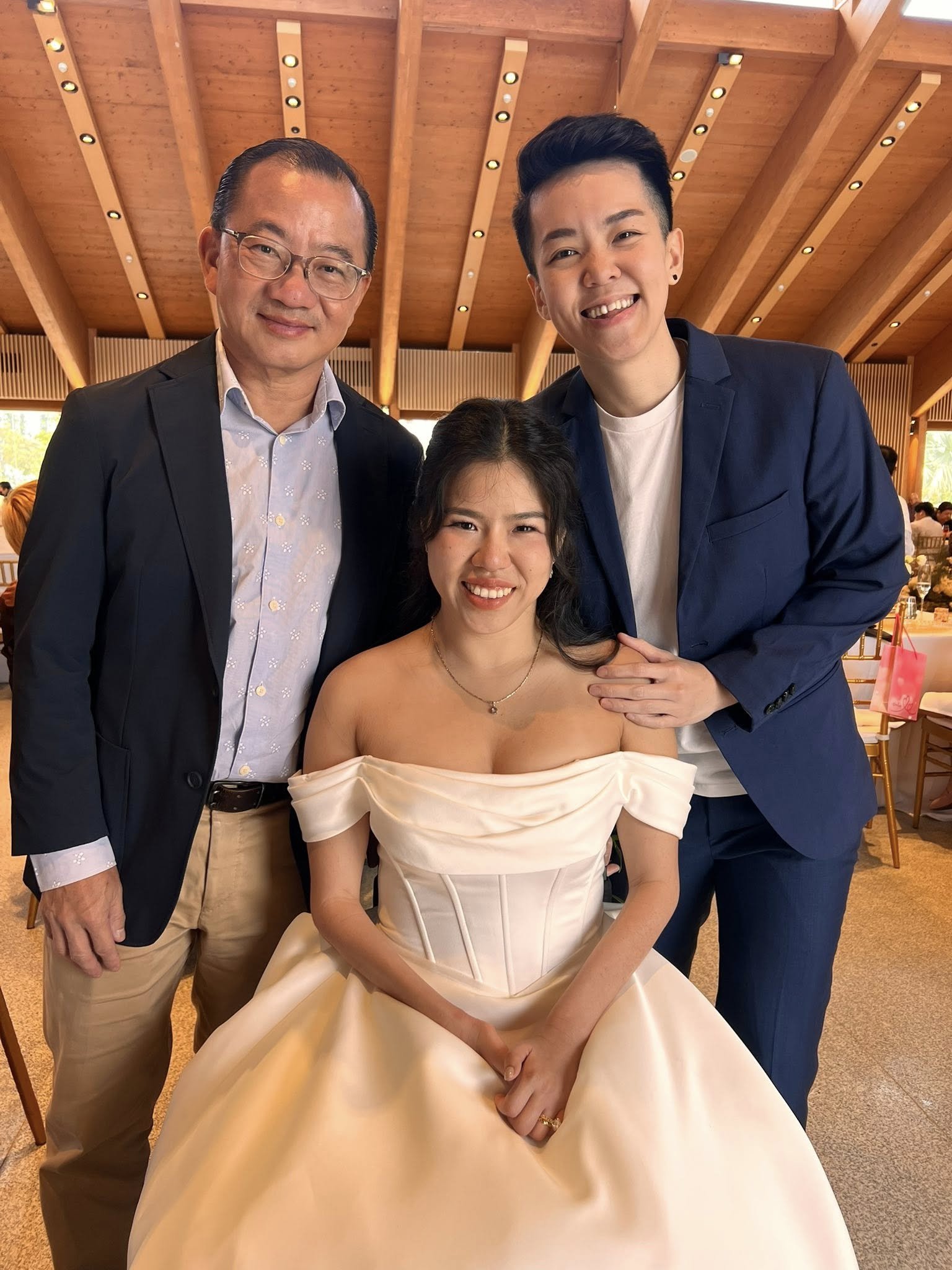 S'porean athlete Yip Pin Xiu, 33 & pilot Bruce Boo, 34, get married ...