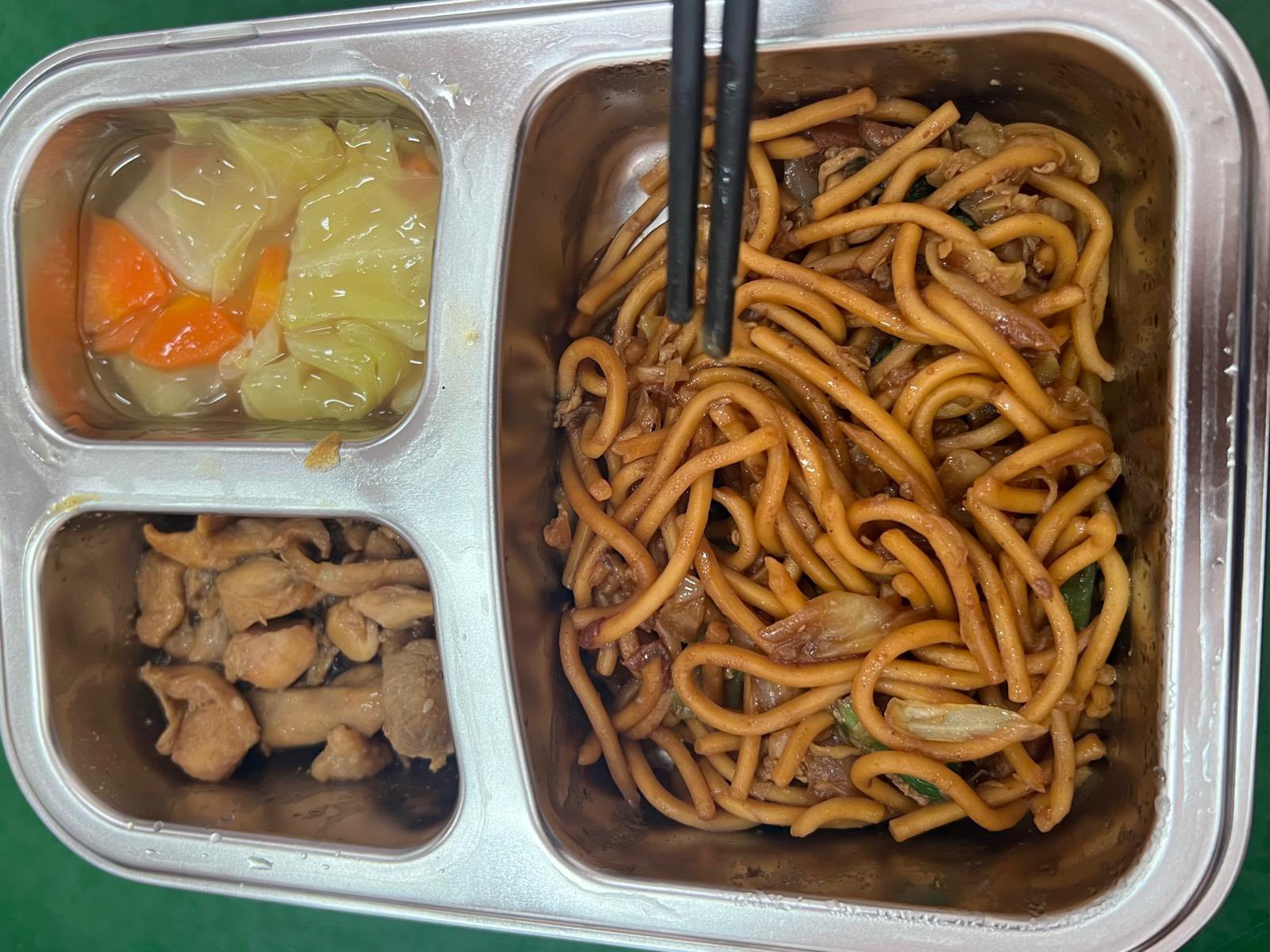 Here’s what S’pore students are eating for lunch under the new central ...