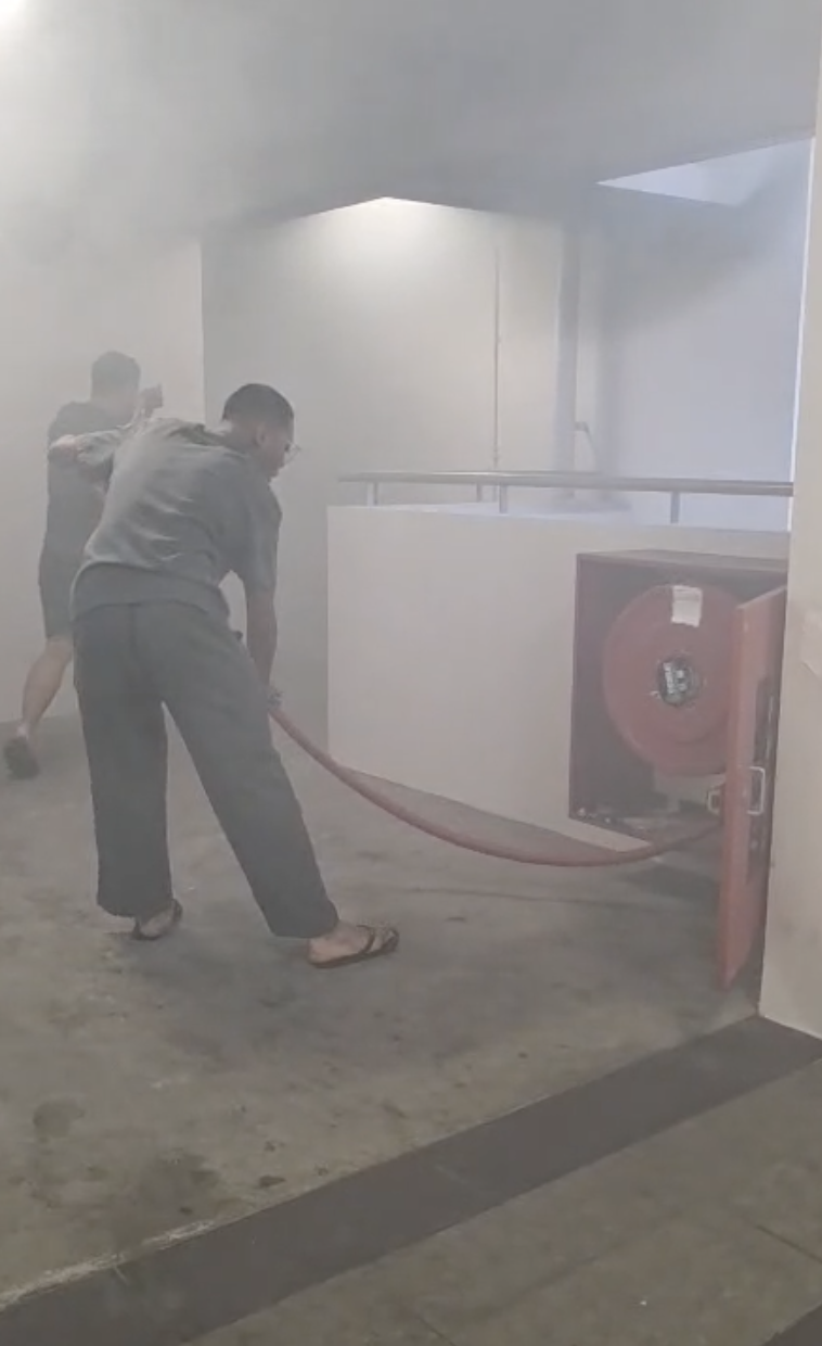 2 flats on different floors in Punggol block catch fire in 1 night, 1 ...