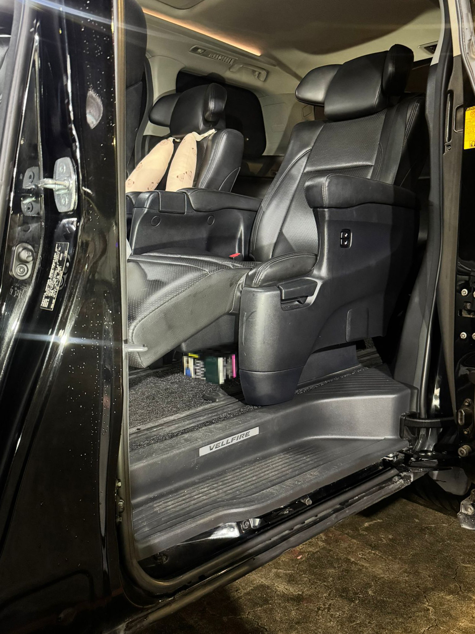 11,000 heat sticks & 1 vape found in S'pore rental car at Woodlands ...