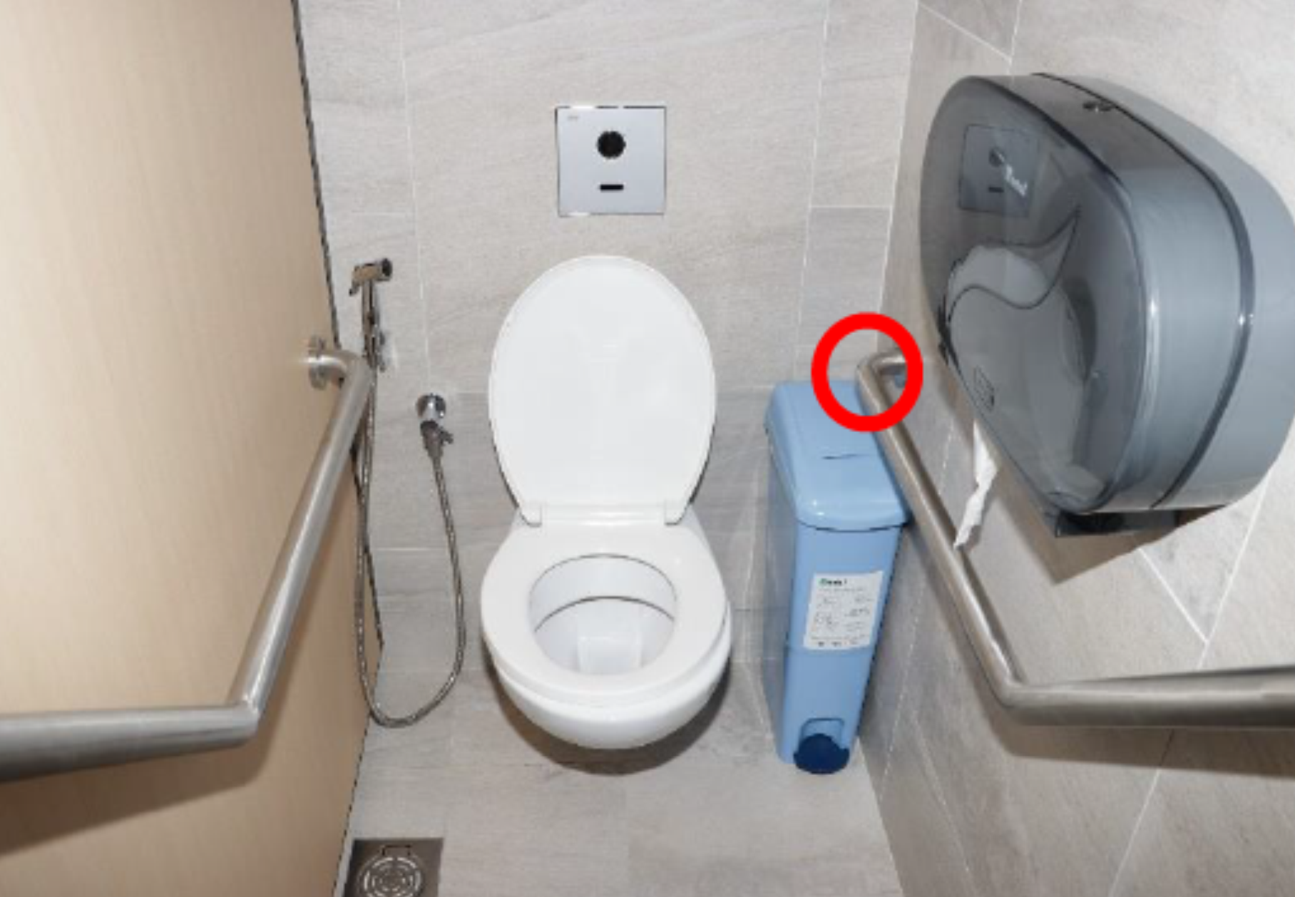 S'porean man, 35, hides motion detection camera in air freshener to ...